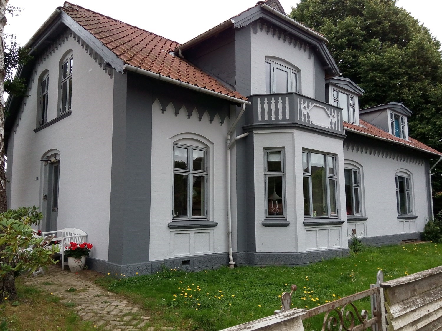 Maling af lejlighed & hus i Fredericia, Assens & Odense. Se her!